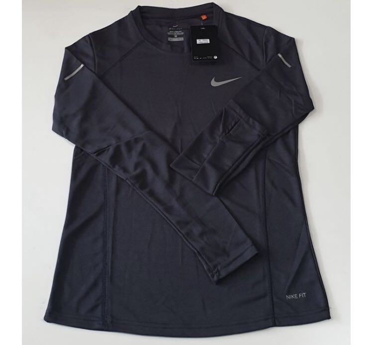 Nike Dri Fit lengan panjang Man/woman, Olah Raga, Baju Olahraga di ...