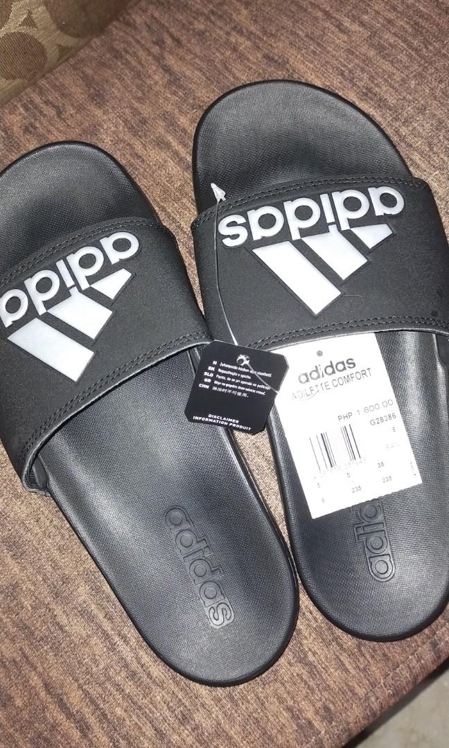 Adidas Adilette Comfort Slides, Women's Fashion, Footwear, Flats ...