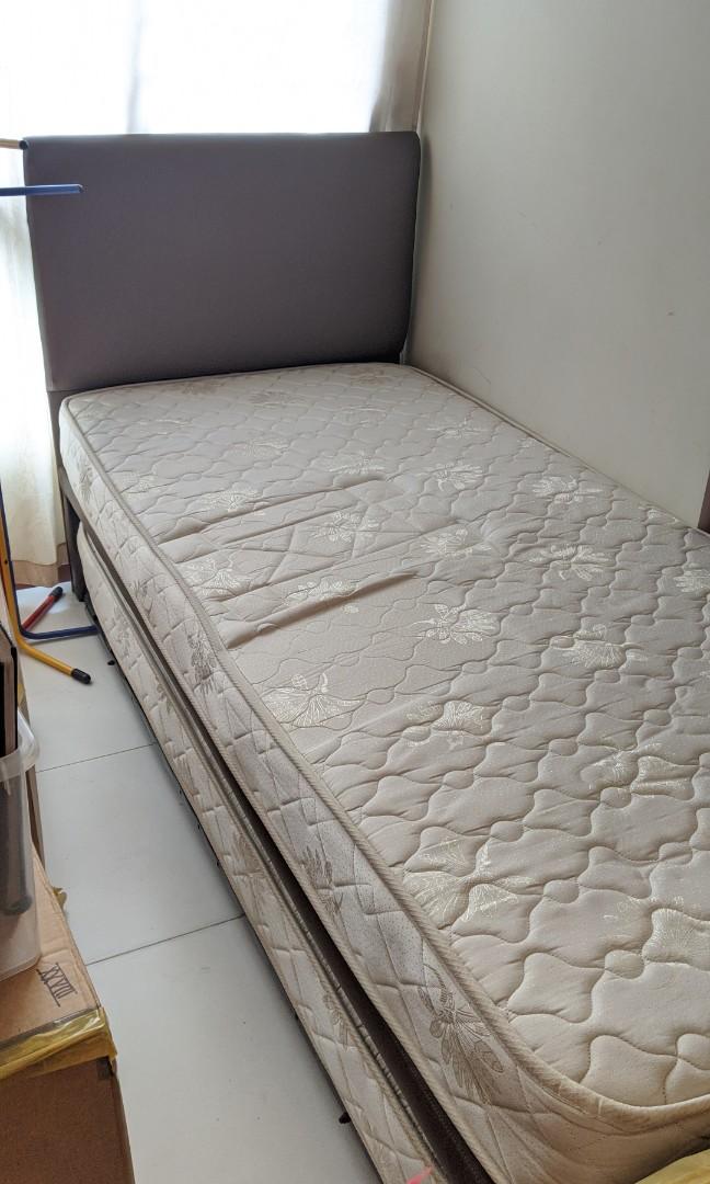 FREE Single bed with pull out incl mattresses . Donate for goodwill ...