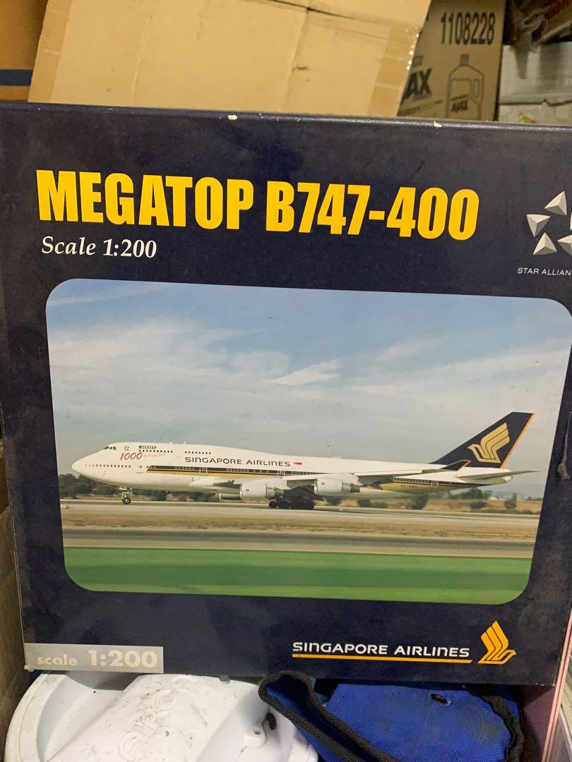 SIA Aircraft Model 1:200, Hobbies & Toys, Memorabilia & Collectibles ...