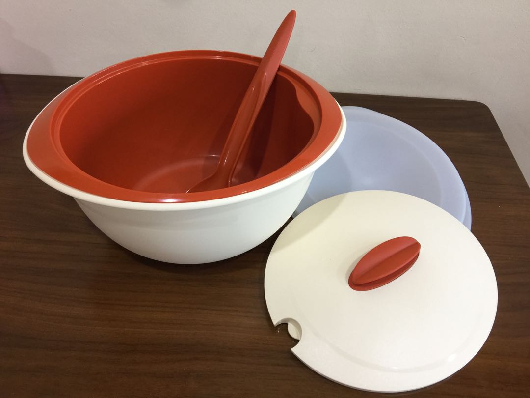Tupperware Insulated Server (3.5L), Home Appliances, Kitchenware on ...