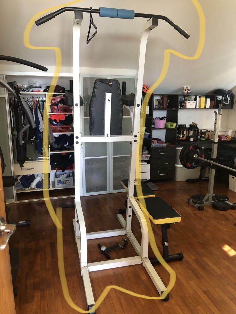Free standing pull-up, chin up, dips, leg raise machine, Sports ...