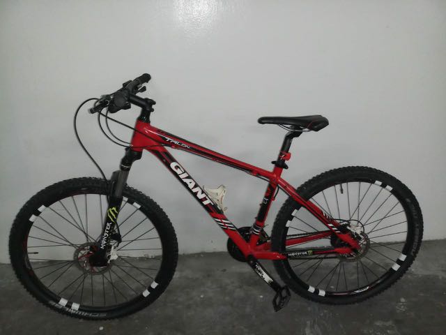 Giant Talon 4, Bicycles & PMDs, Bicycles, Mountain Bikes on Carousell