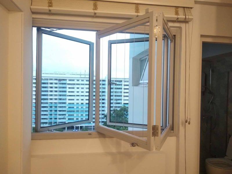 Invisible Grille Bifold, Babies & Kids, Maternity Care on Carousell