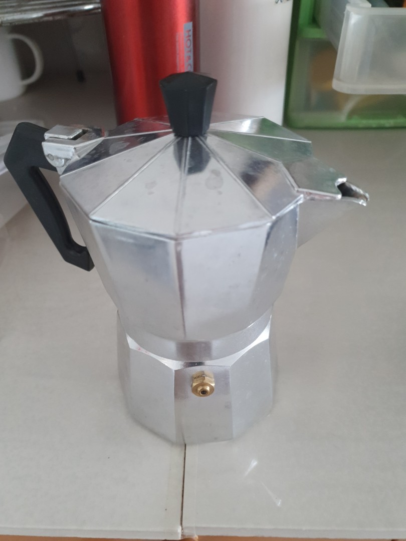Moka pot, Furniture & Home Living, Kitchenware & Tableware, Cookware ...