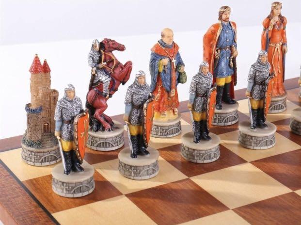 Robin Hood Ceramic Chess Set, Vintage & Collectibles, Vintage ...
