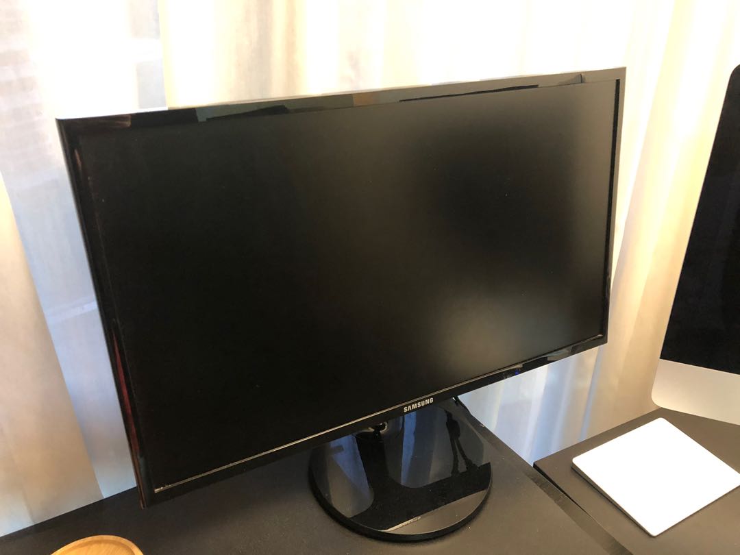 Samsung 24” LED monitor, Electronics, Computer Parts & Accessories on ...