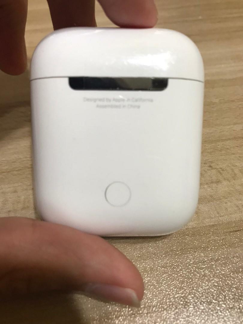 Airpods Gen 2 Left Airpod and Charging Case Apple, Mobile Phones ...