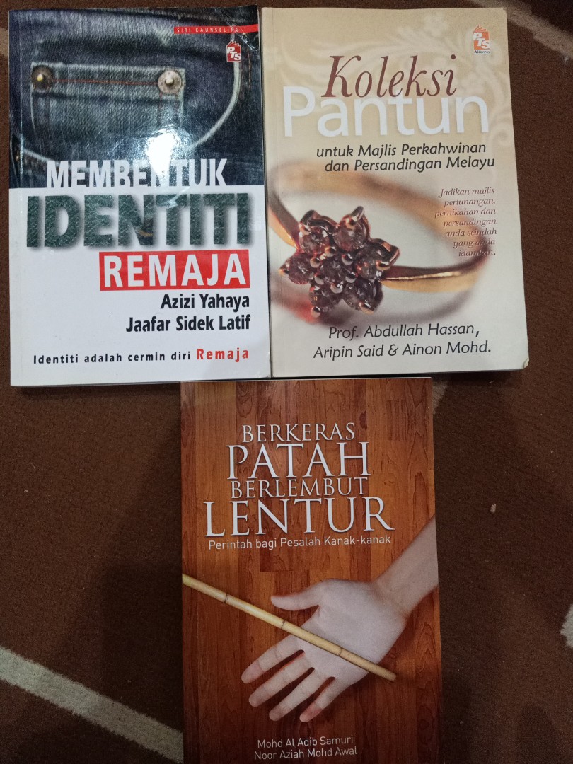buku pantun remaja pts, Hobbies & Toys, Books & Magazines, Children's ...