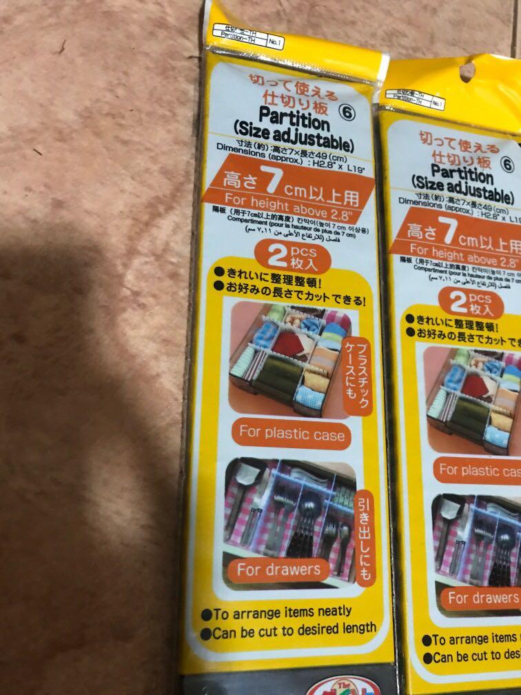 Daiso Compartment partition, Free Items on Carousell