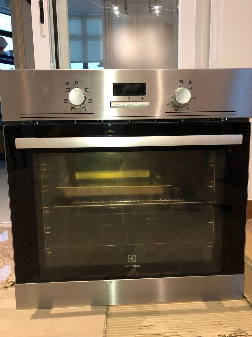 Electrolux built in convection Oven EOB2400AOX, TV & Home Appliances, Kitchen Appliances, Ovens ...