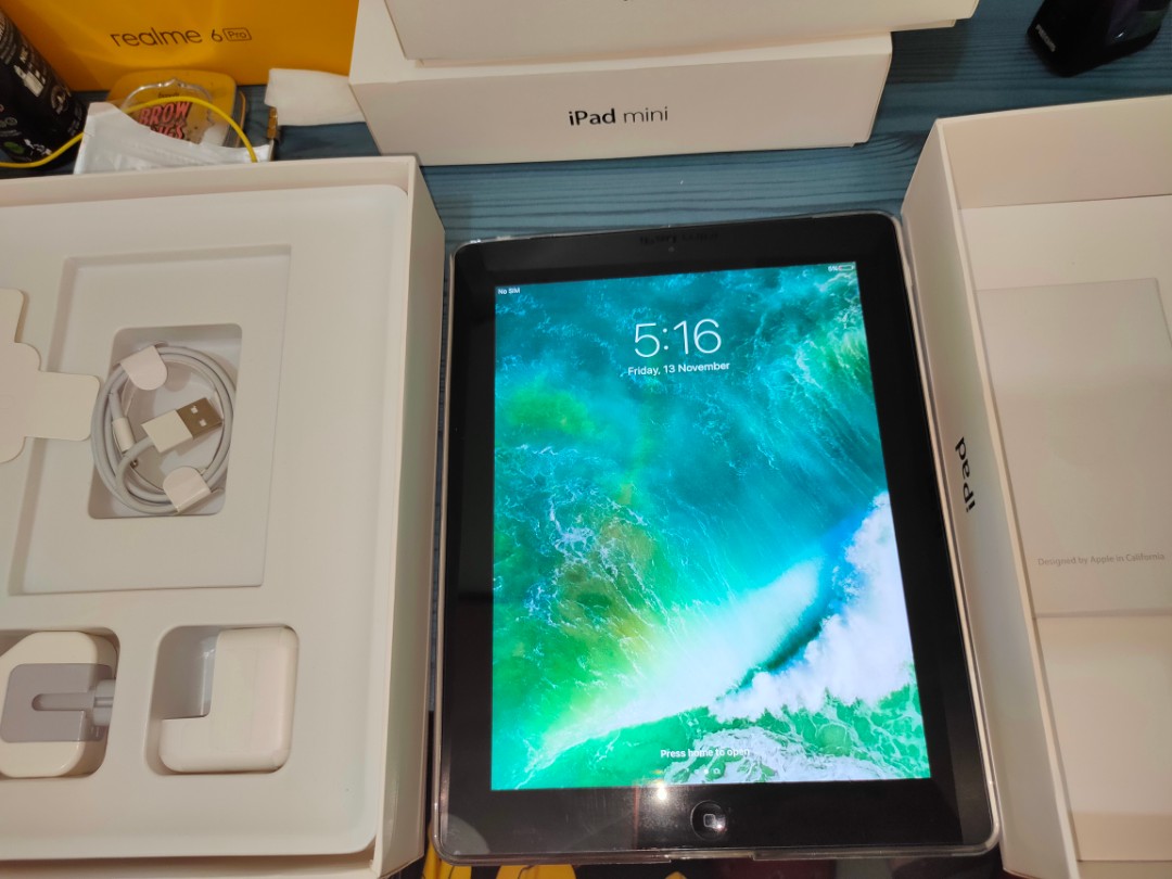 Ipad 4 16gb wifi with sim slot and freebies, Mobile Phones & Gadgets ...