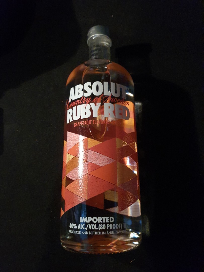Absolut vodka ruby red 1L, Food & Drinks, Alcoholic Beverages on Carousell