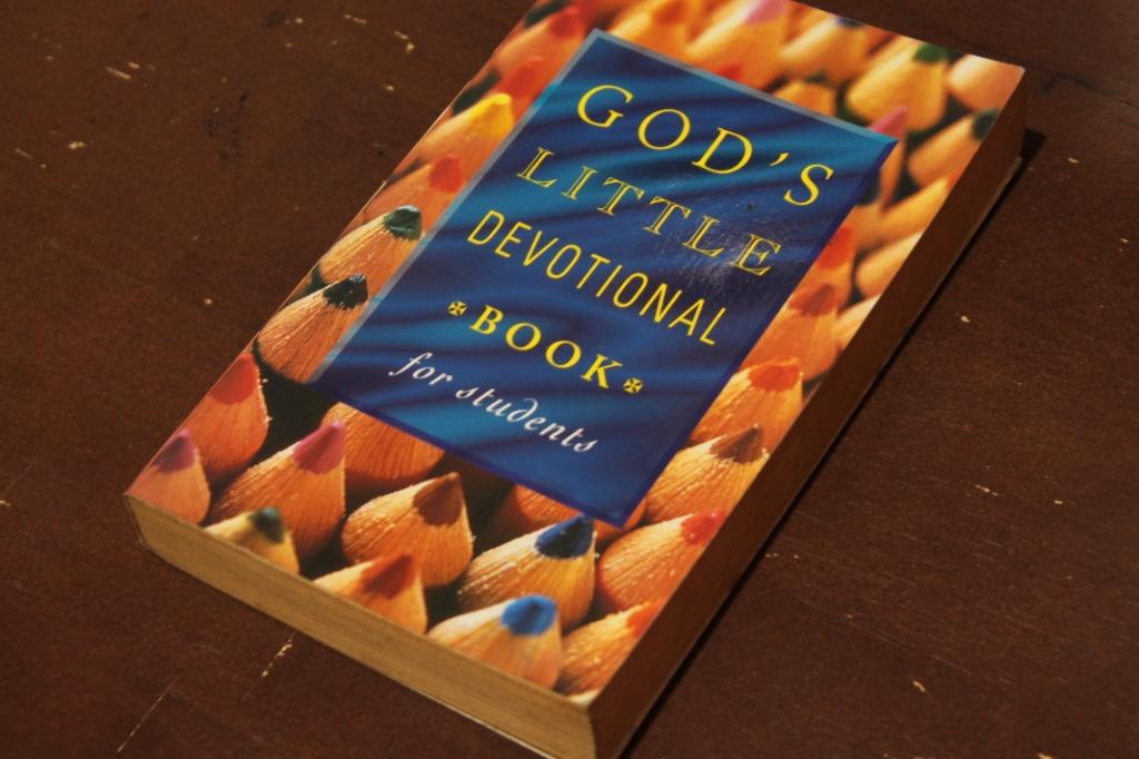 Book Bundle (Devotional Books), Hobbies & Toys, Books & Magazines ...