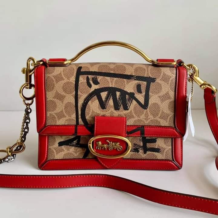 Coach Riley Too Handle 22 in Signature, Women's Fashion, Bags & Wallets ...