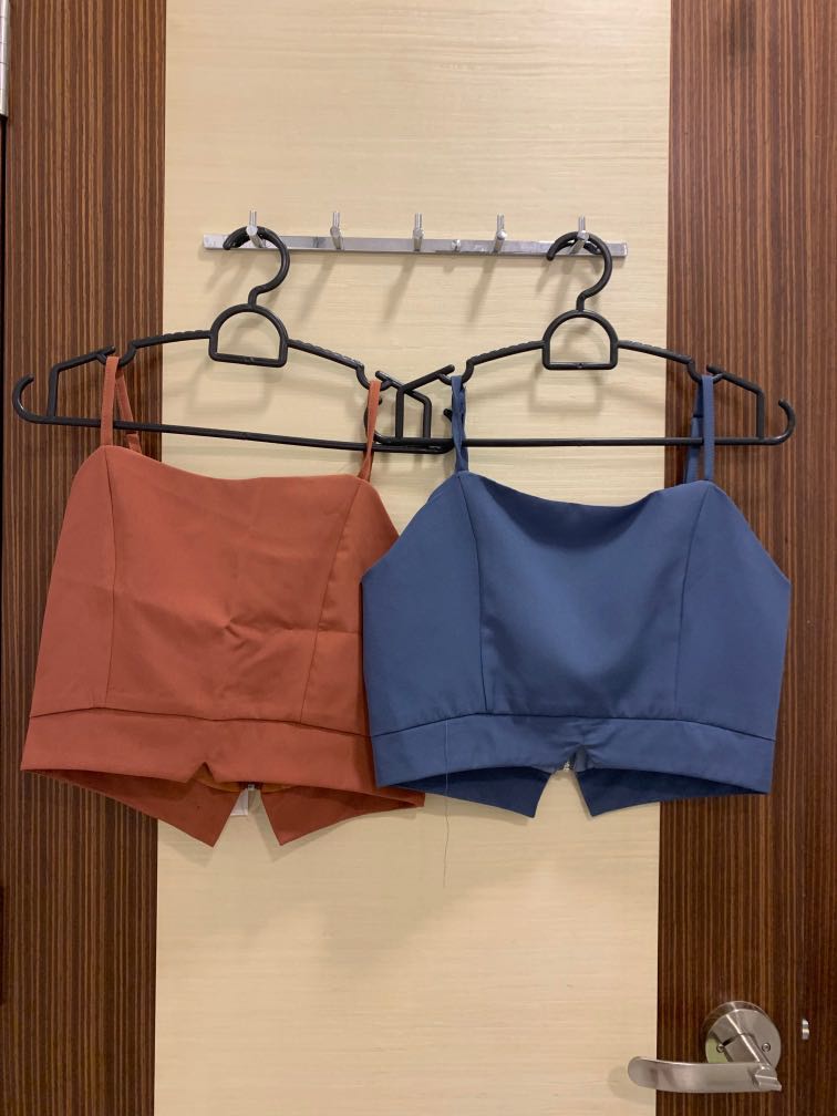 Crop party top, Women's Fashion, Tops, Sleeveless on Carousell