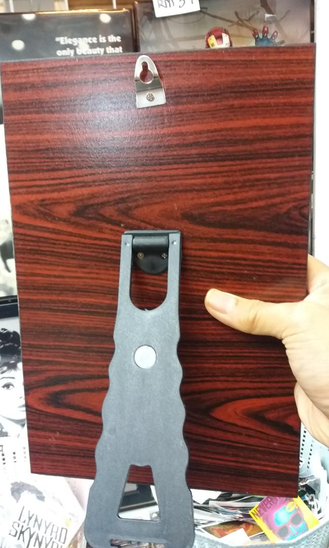 DC JUSTICE LEAGUE FRAME A4 PLAGUE, Furniture & Home Living, Home Decor ...