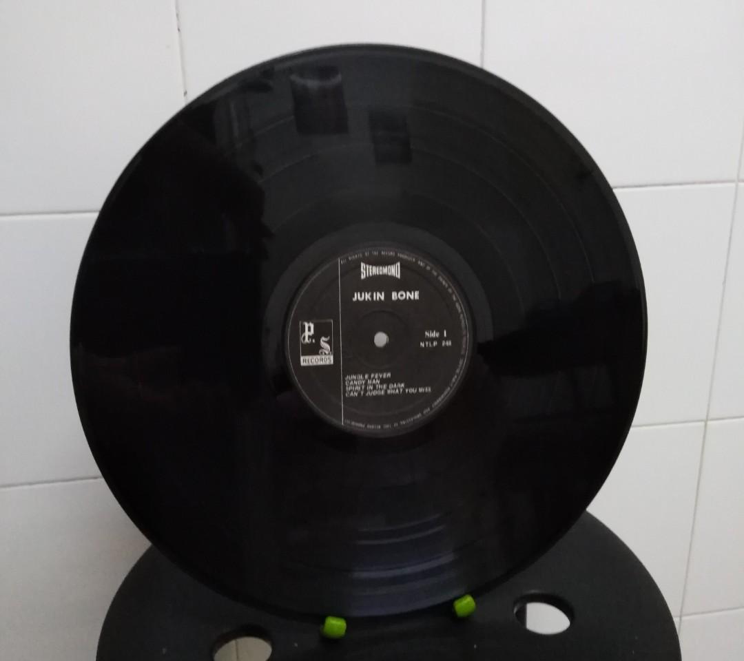 LP Jukin' Bone, Hobbies & Toys, Music & Media, CDs & DVDs on Carousell