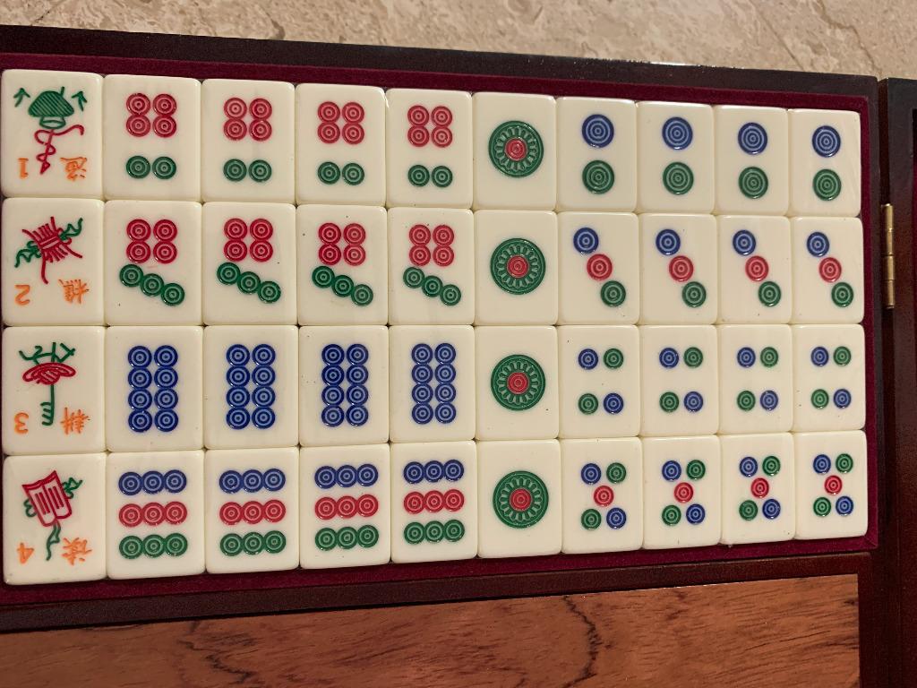 Mahjong - MBS Good Luck Limited Edition Premium Set, Toys & Games ...