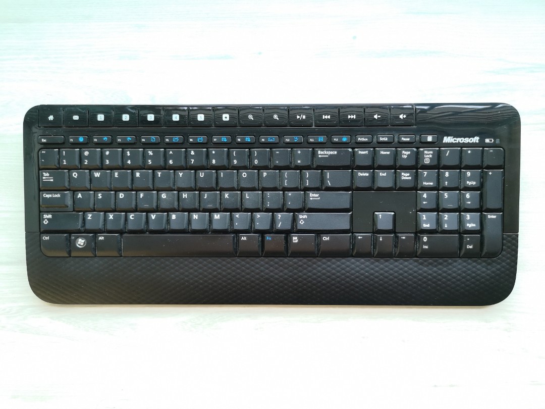 Microsoft Wireless Keyboard 2000, Computers & Tech, Parts & Accessories ...