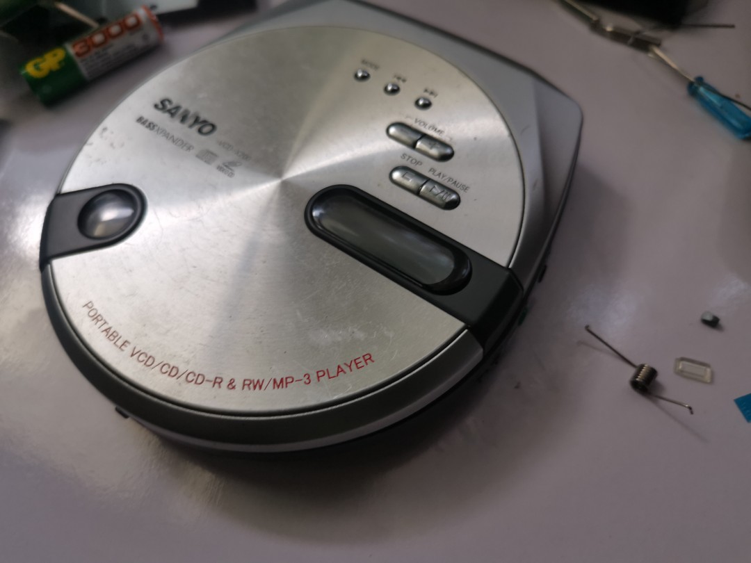 Sanyo Discman Portable CD Player VCD-X200, Audio, Portable Music ...