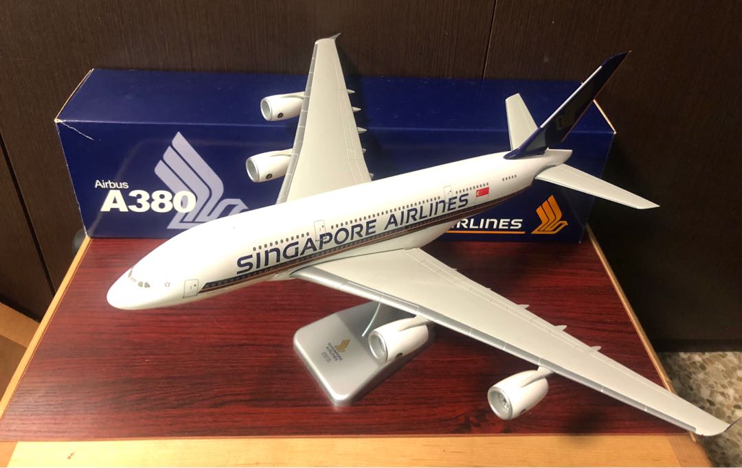 SIA Airbus A380 Model Plane 36cm, Hobbies & Toys, Memorabilia ...