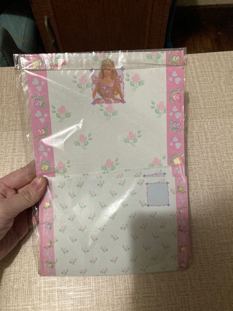 Barbie Letter Set (6 writing paper and 3 envelopes left), Hobbies ...