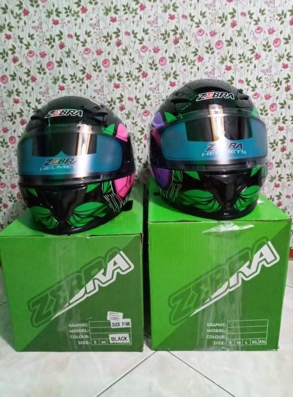 Helmet Zebra Couple Modular Dual Visor, Motorbikes, Motorbike Parts ...