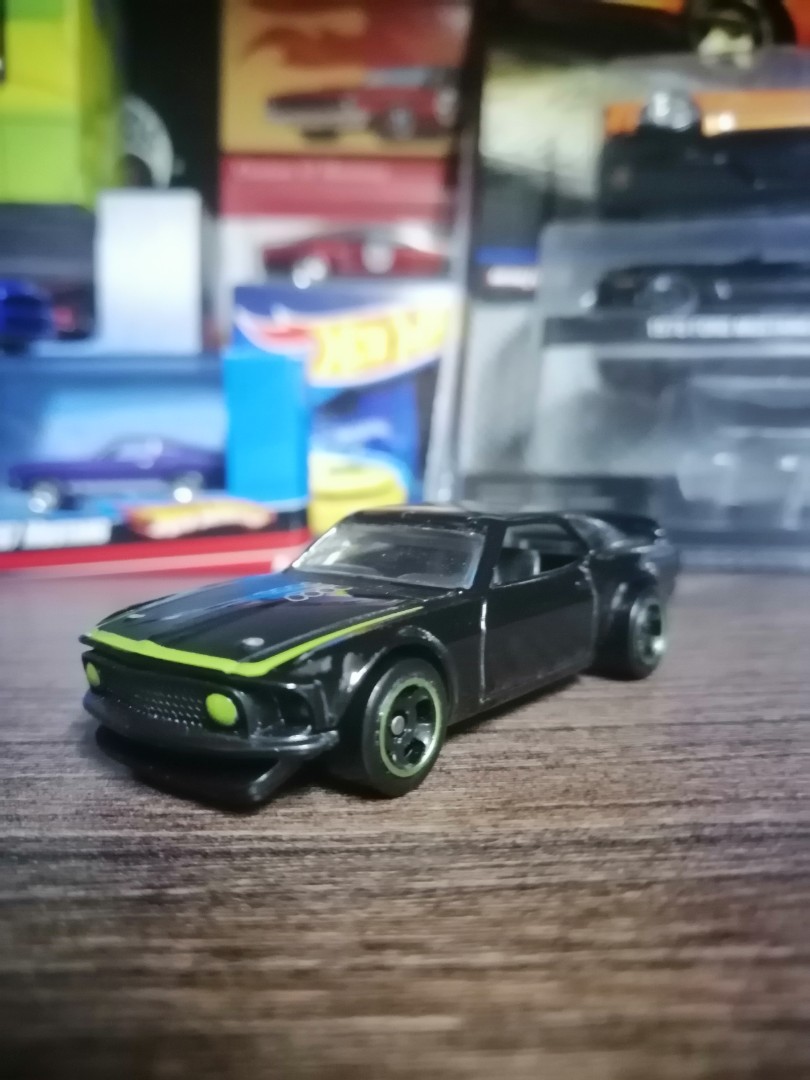 Hot Wheels Mustang Boss 302 RTR, Hobbies & Toys, Toys & Games on Carousell