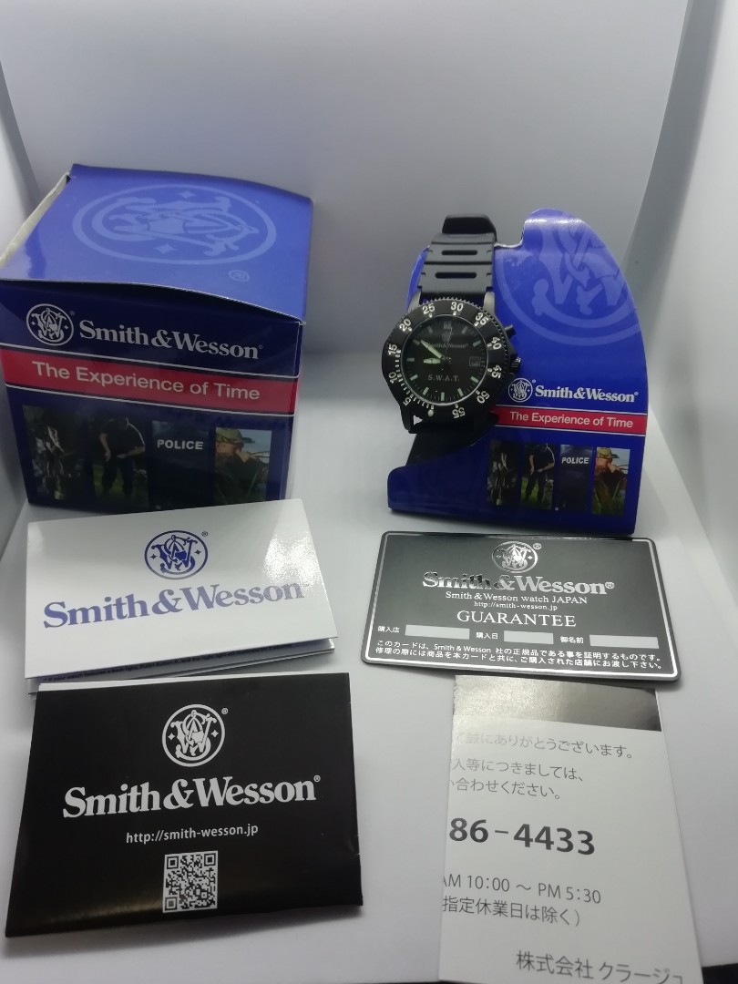 Smith & wesson swat military watch, Women's Fashion, Watches ...