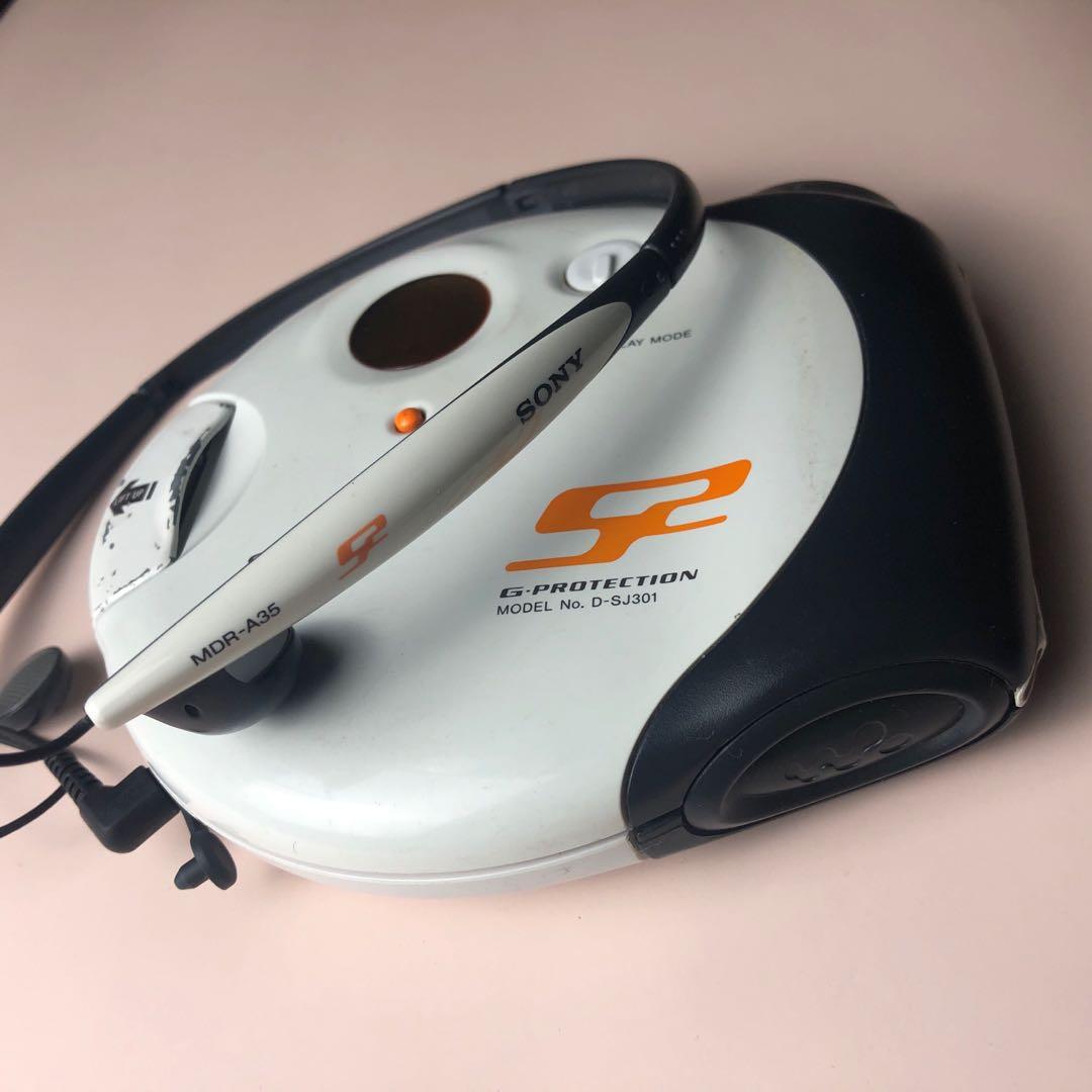 Sony Discman D-SJ301 Portable CD Player with MDR-A35, Hobbies & Toys ...