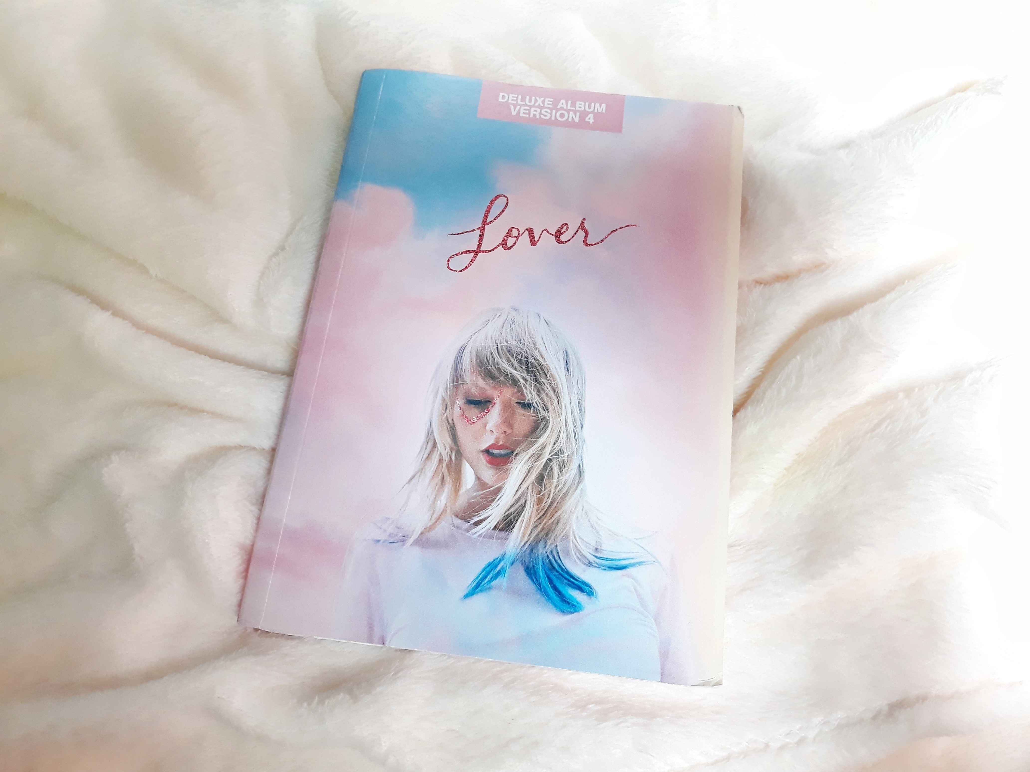 Exclusive Taylor Swift Lover Album Deluxe Version 4- Cd included ...