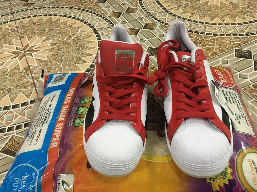 Adidas sample original, Men's Fashion, Footwear, Sneakers on Carousell