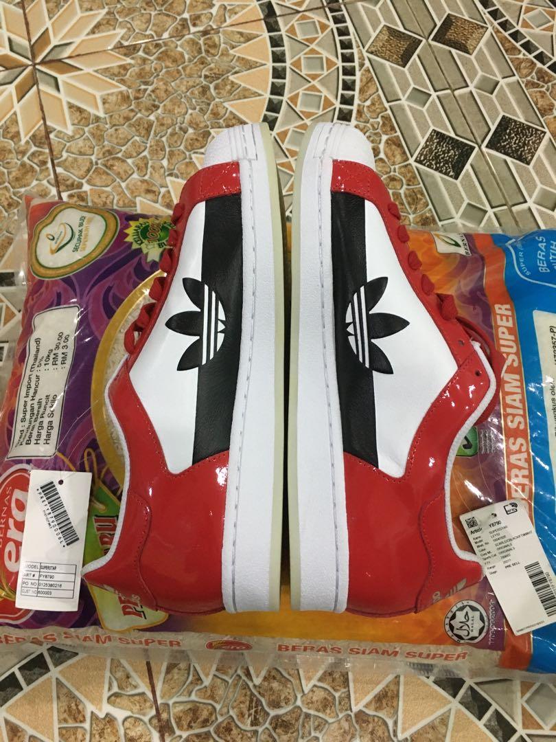 Adidas sample original, Men's Fashion, Footwear, Sneakers on Carousell