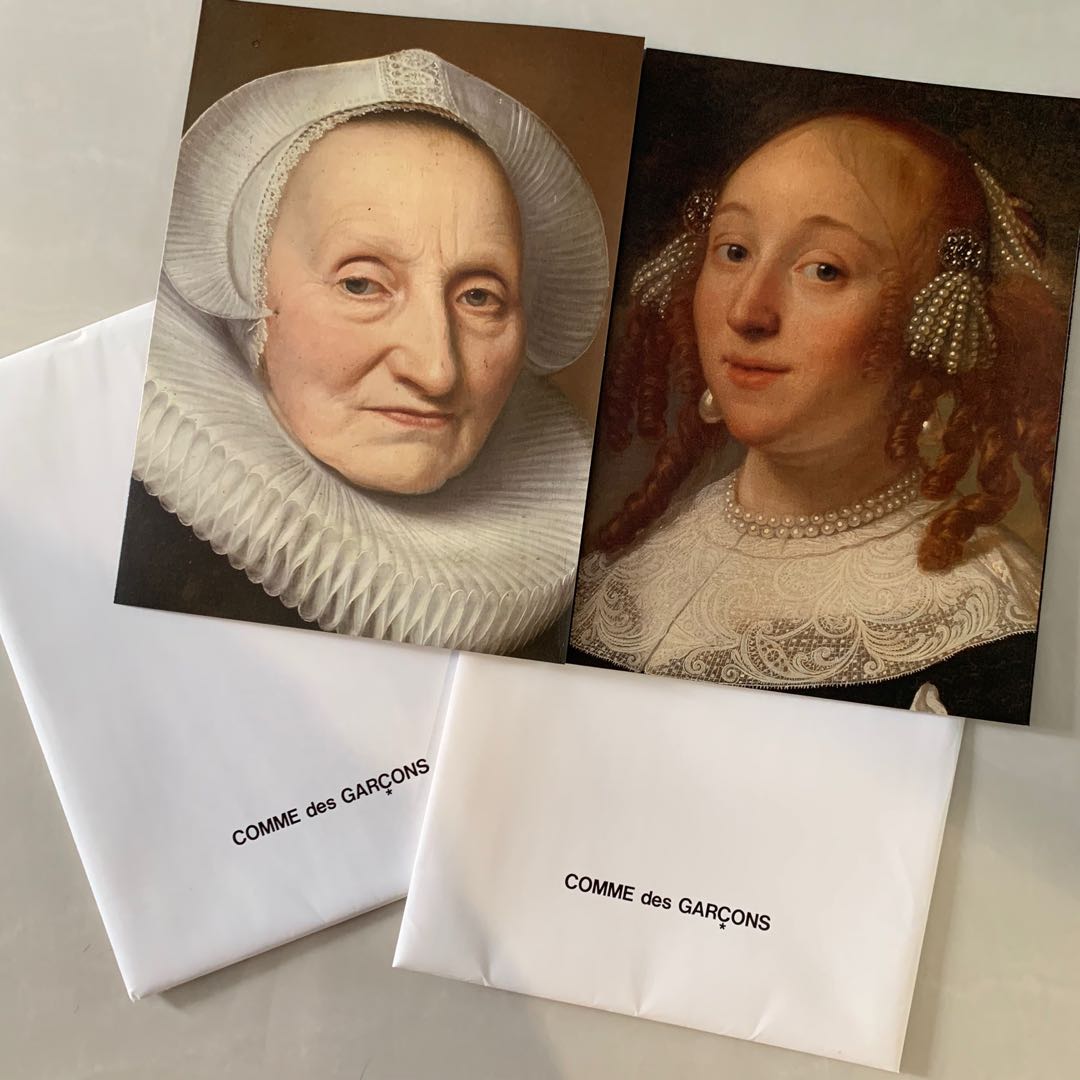 CDG POSTER MAGAZINE, Free Items on Carousell