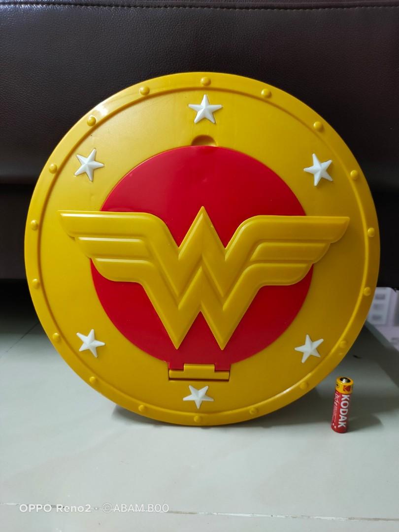 DC WONDER WOMEN SHIELD, Hobbies & Toys, Collectibles & Memorabilia, Fan ...