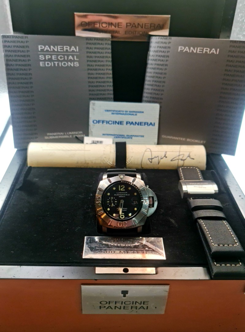 Panerai pam 285, Luxury, Watches on Carousell