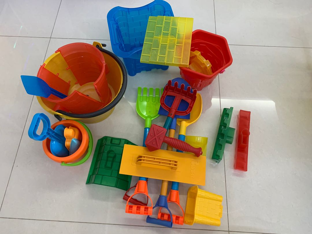 Sand castle tools, Hobbies & Toys, Toys & Games on Carousell