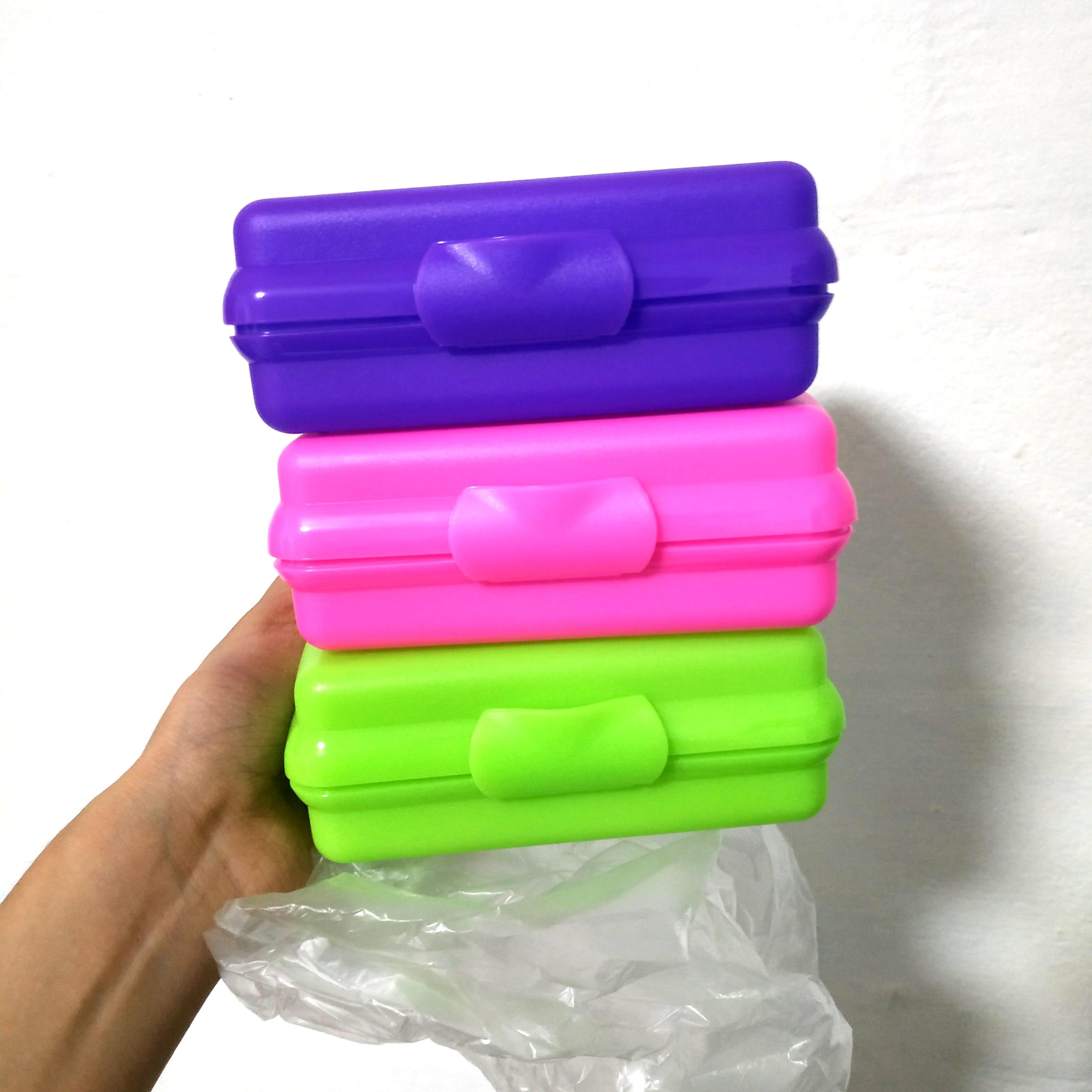 Tupperware Neon Sandwich Keeper/ Lunch Box Set of 3, Furniture & Home ...