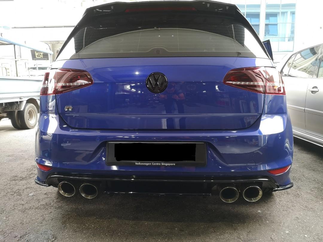 Maxton Design full kit installed on VW Golf 7R, Car Accessories ...