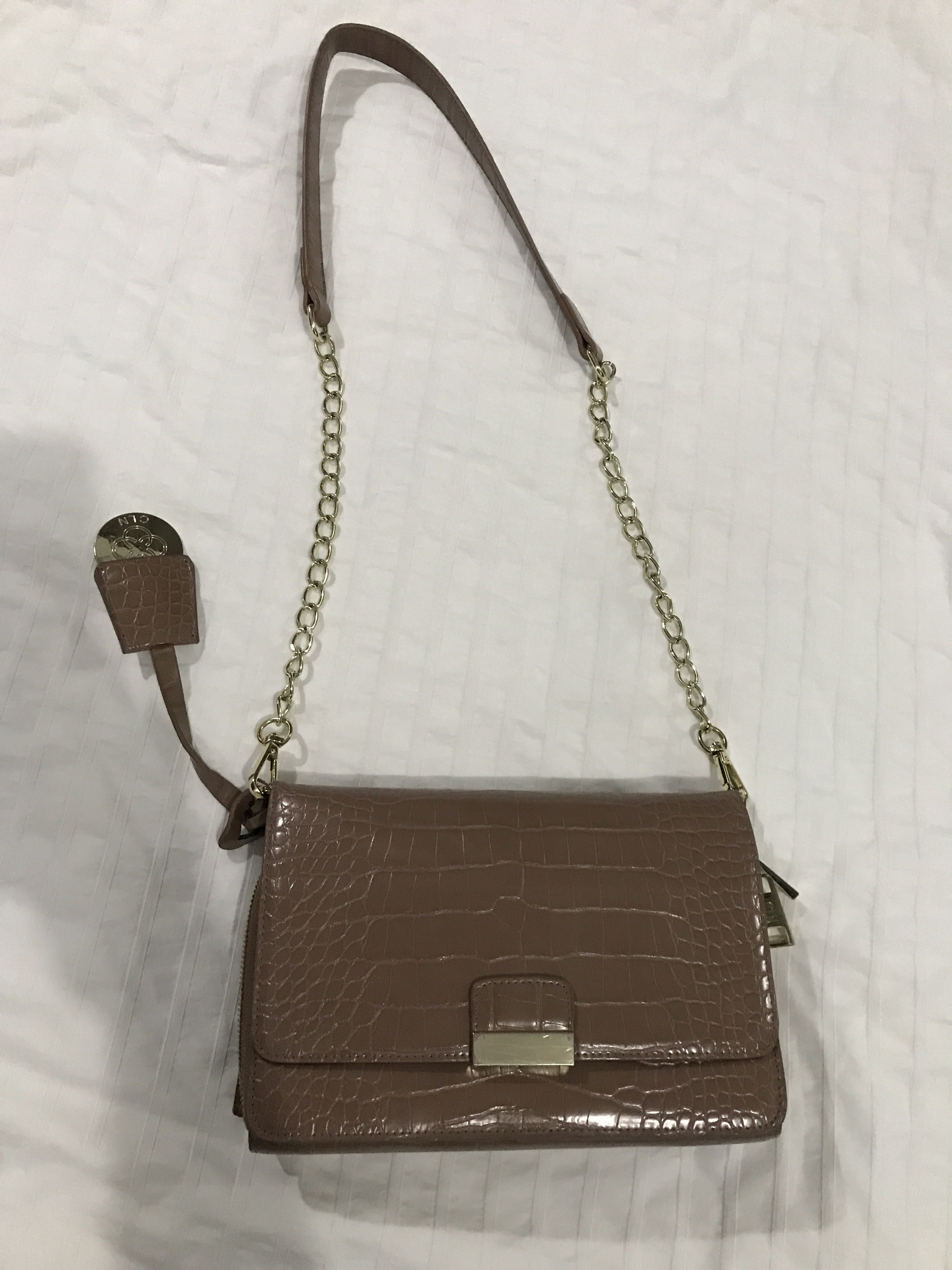 CLN Sling Bag, Women's Fashion, Bags & Wallets, Cross-body Bags on ...