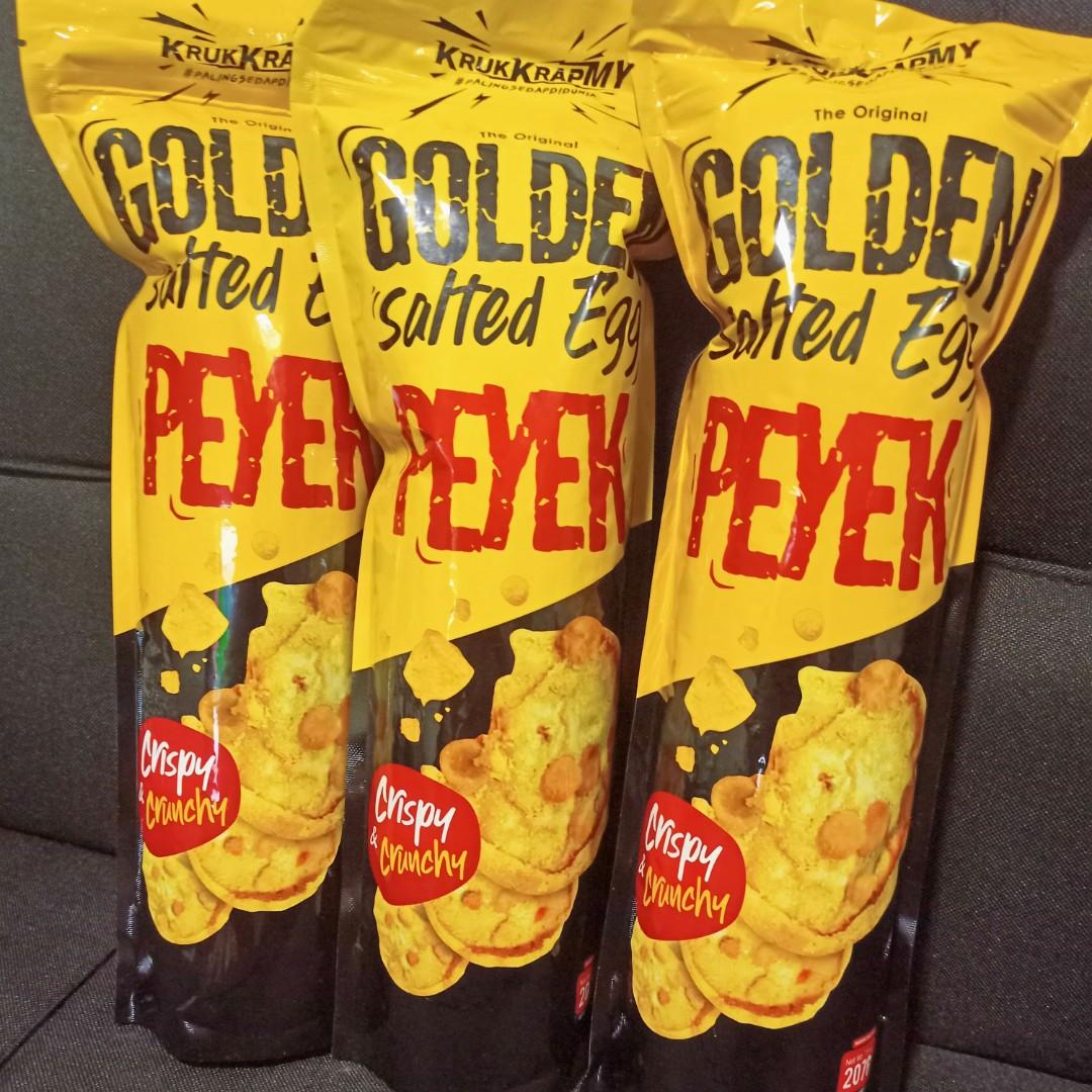 KRUK KRAP GOLDEN SALTED EGG PEYEK CRACKERS, Food & Drinks, Packaged ...