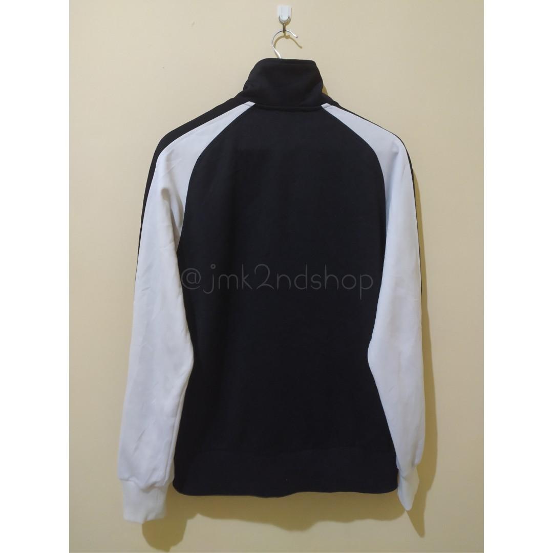 Puma Tracktop Jacket (Hitam-Putih) Second Impor., Olah Raga, Baju ...