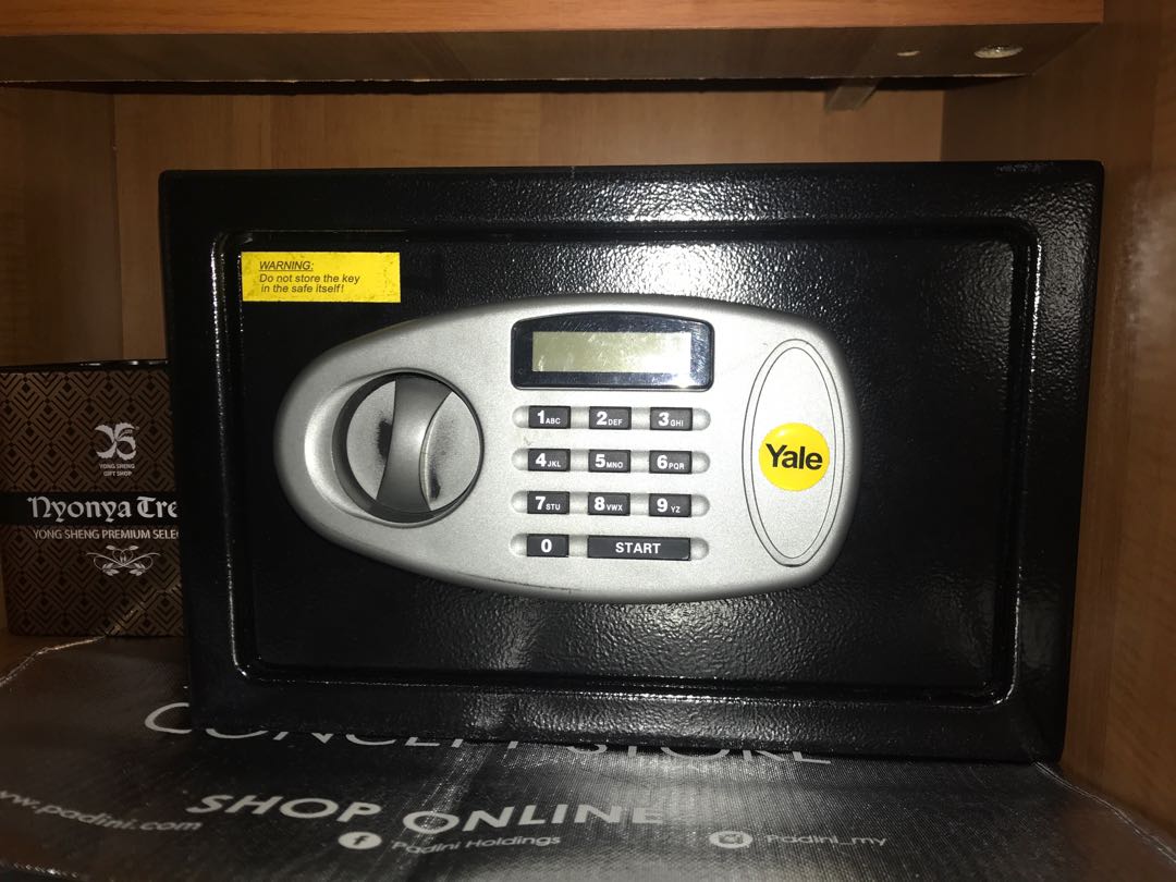 Yale Safe, Furniture & Home Living, Security & Locks, Locks, Doors ...
