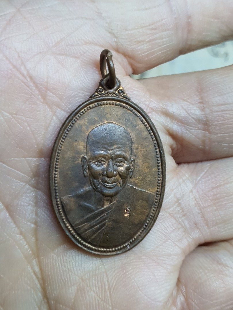 Laung Phor Pin, Hobbies & Toys, Memorabilia & Collectibles, Religious ...