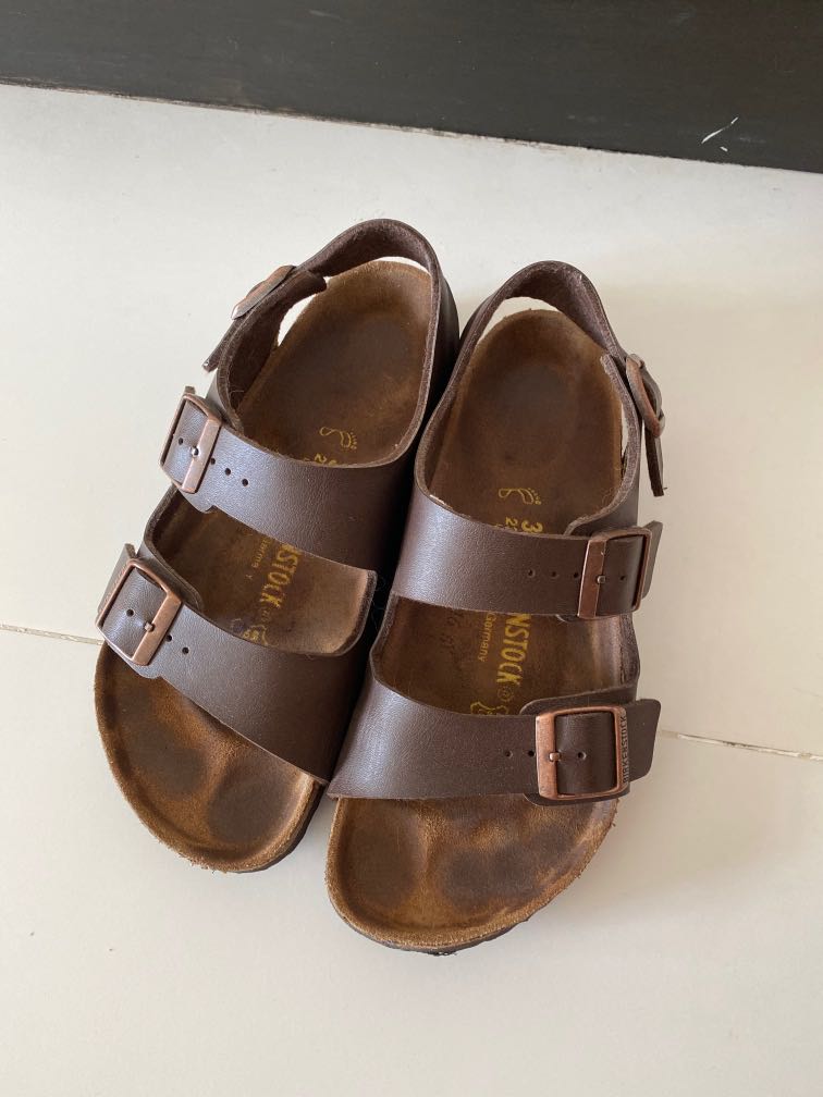 Birkenstock Birks, Women's Fashion, Footwear, Flipflops and Slides on ...