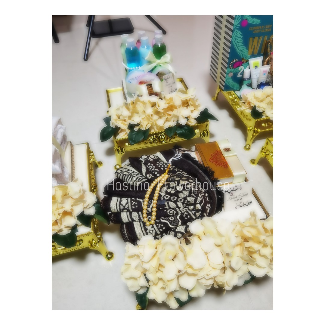 Gif trays, Design & Craft, Others on Carousell