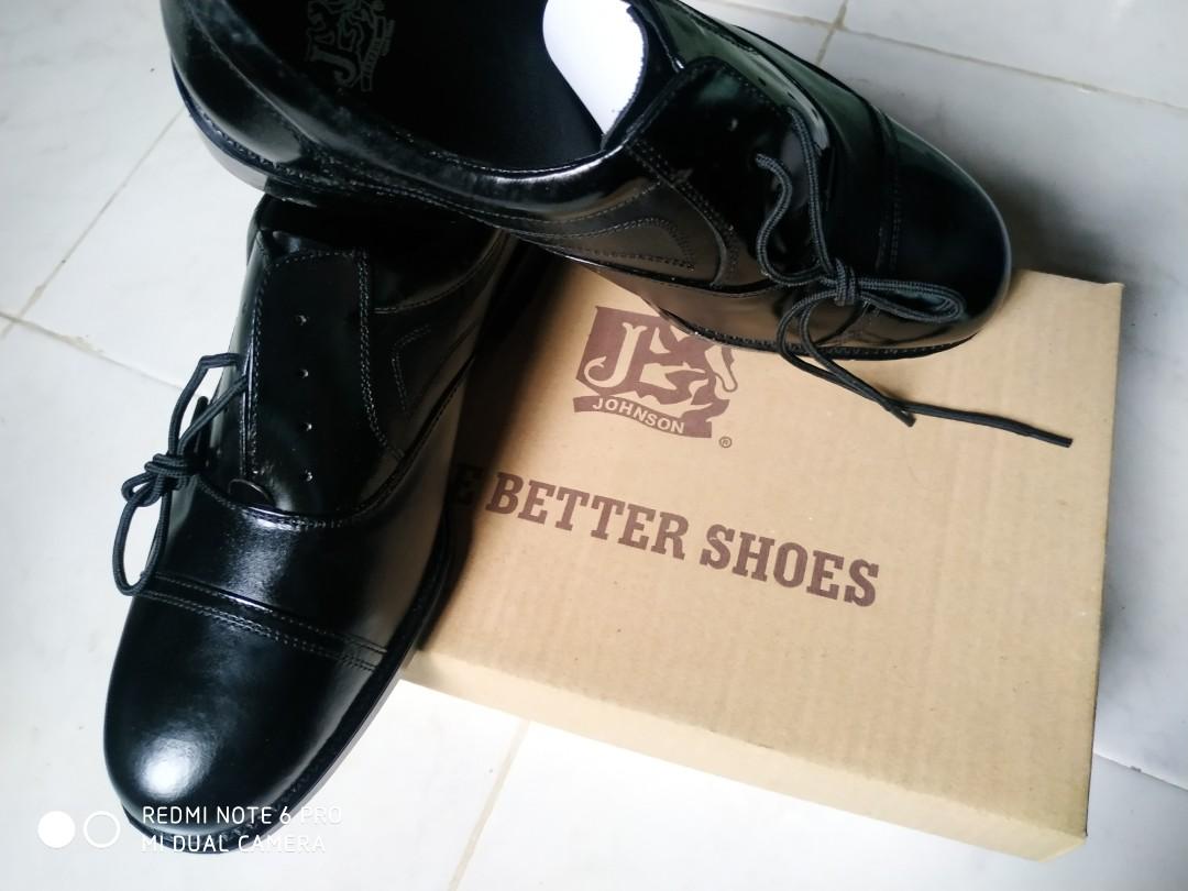 Kasut Johnson Original, Men's Fashion, Footwear, Boots on Carousell