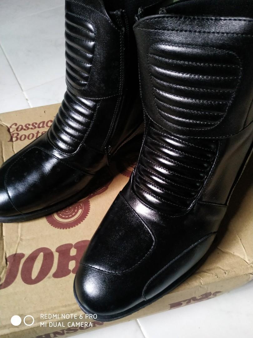Kasut Johnson Original, Men's Fashion, Footwear, Boots on Carousell