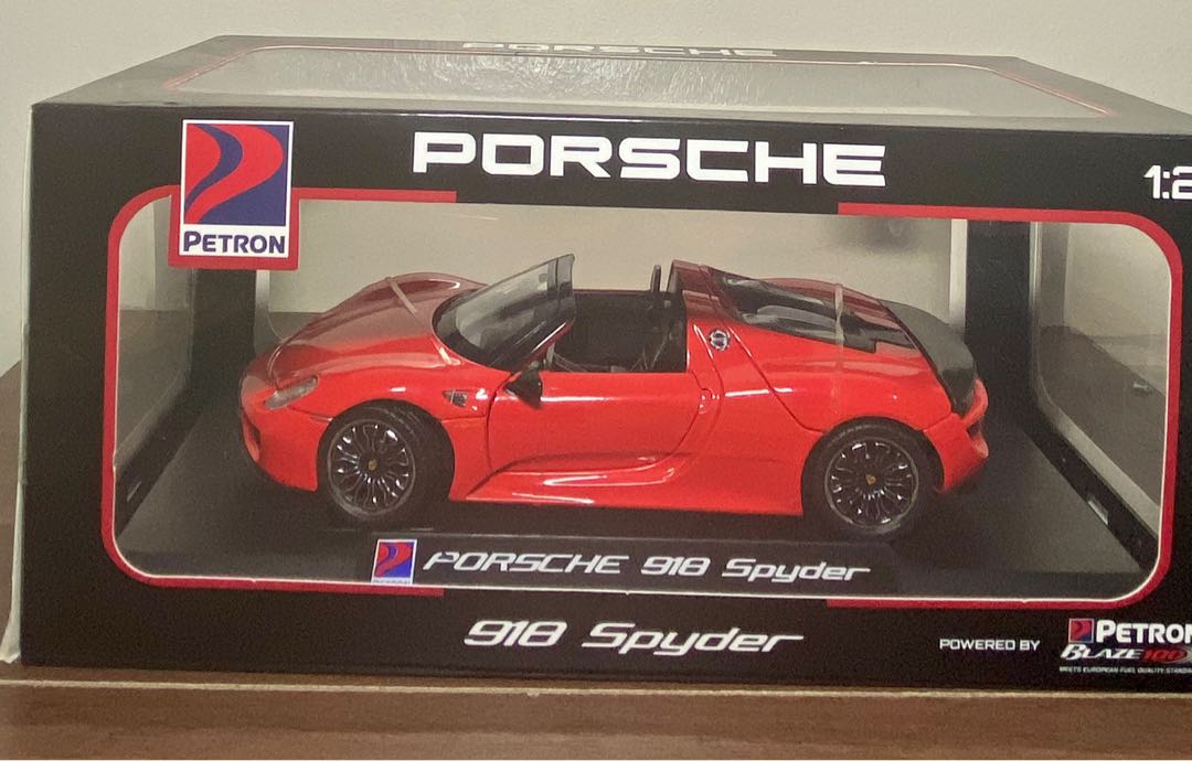 Petron Porsche 918 Spyder, Hobbies & Toys, Toys & Games on Carousell